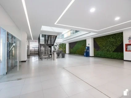 Edificio ASCEND, Zona 9